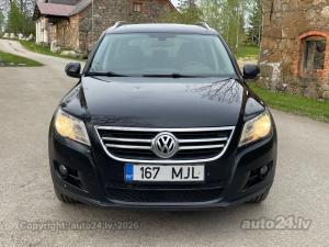 Black Volkswagen Tiguan 2008 in Otepaa, with an engine capacity of 2.00 L and mileage of 327 thousand km for 5500 €, photo 6 on AUTOMOTO.COM.LV