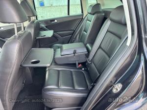 Melns Volkswagen Tiguan 2009 Tallina, ar dzinēja tilpumu 2.00 L un nobraukumu 297 tūkst. km par 3699 €, foto 7 vietnē AUTOMOTO.COM.LV