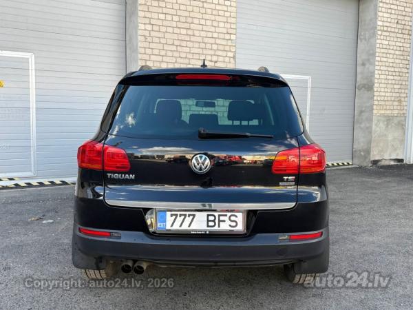 Black Volkswagen Tiguan 2011 in Paide, with an engine capacity of 1.40 L and mileage of 219 thousand km for 6500 €, photo 7 on AUTOMOTO.COM.LV