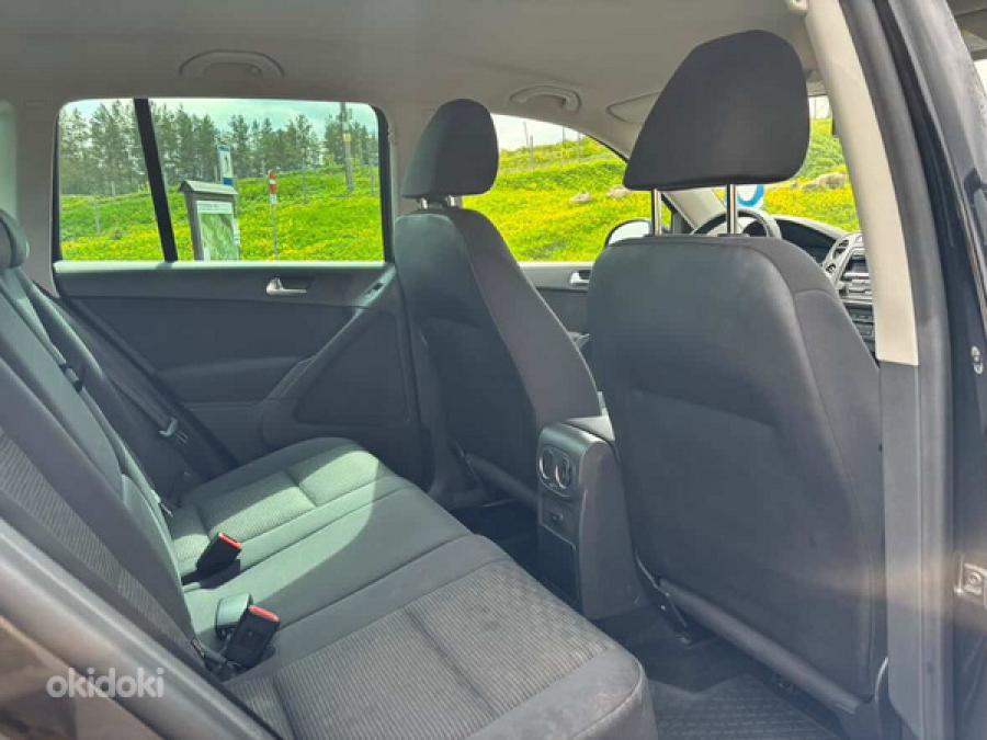 Melns Volkswagen Tiguan 2014 Narva, ar dzinēja tilpumu 1.40 L un nobraukumu 191 tūkst. km par 6500 €, foto 10 vietnē AUTOMOTO.COM.LV