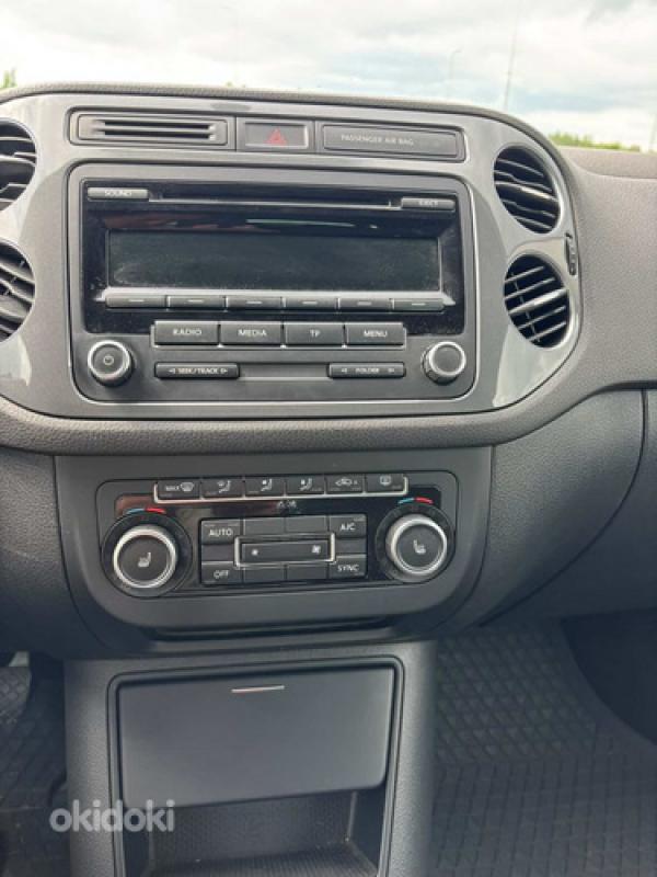 Melns Volkswagen Tiguan 2014 Narva, ar dzinēja tilpumu 1.40 L un nobraukumu 191 tūkst. km par 6500 €, foto 10 vietnē AUTOMOTO.COM.LV