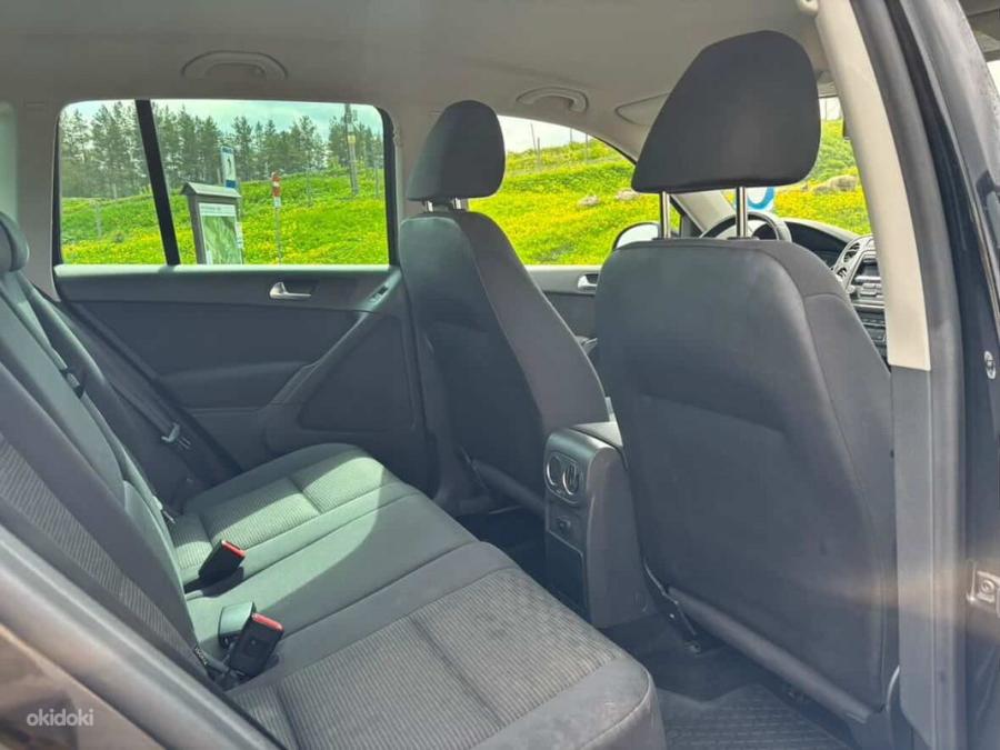 Melns Volkswagen Tiguan 2014 Narva, ar dzinēja tilpumu 1.40 L un nobraukumu 191 tūkst. km par 6500 €, foto 20 vietnē AUTOMOTO.COM.LV