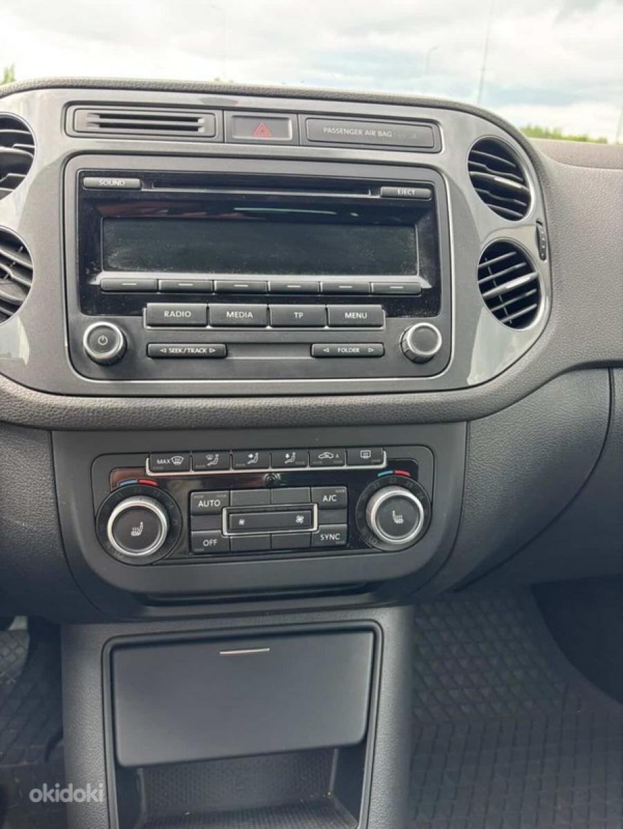 Melns Volkswagen Tiguan 2014 Narva, ar dzinēja tilpumu 1.40 L un nobraukumu 191 tūkst. km par 6500 €, foto 21 vietnē AUTOMOTO.COM.LV