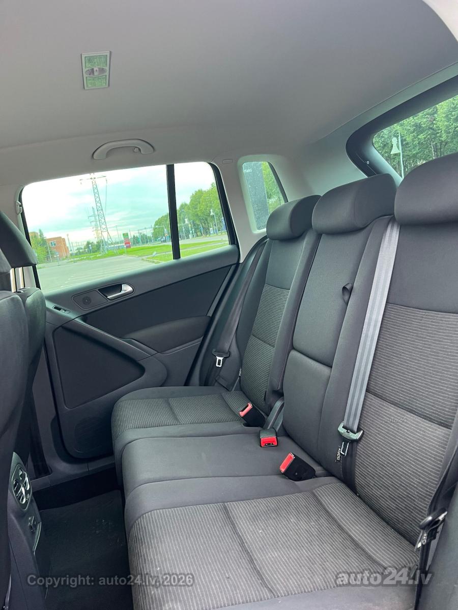 Melns Volkswagen Tiguan 2014 Narva, ar dzinēja tilpumu 1.40 L un nobraukumu 191 tūkst. km par 6499 €, foto 11 vietnē AUTOMOTO.COM.LV