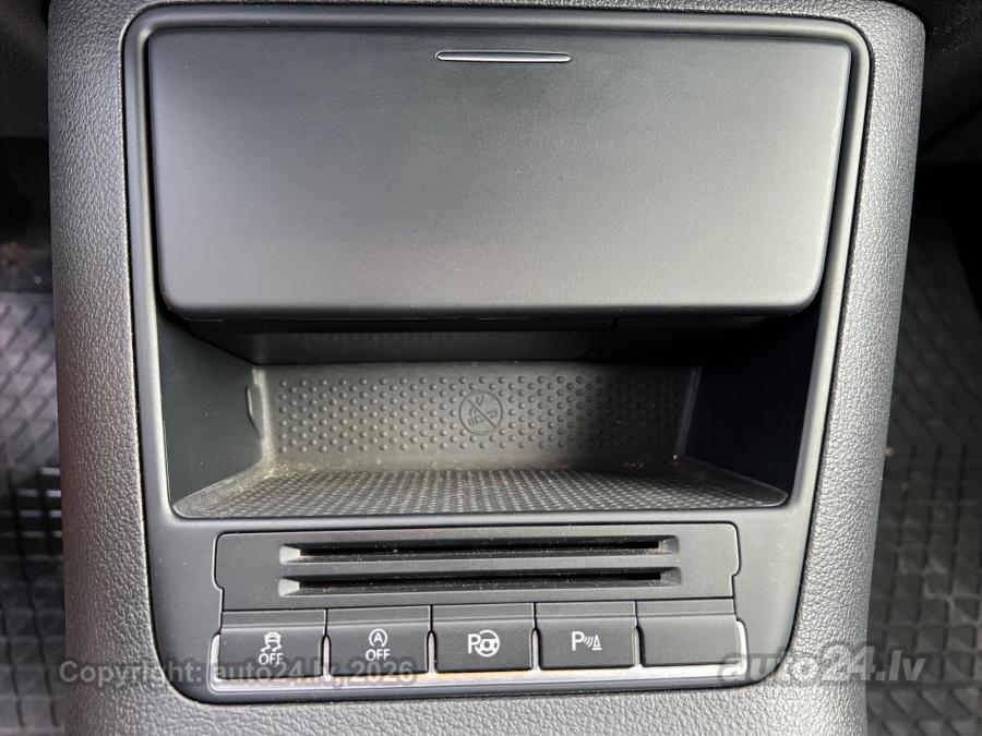 Melns Volkswagen Tiguan 2014 Narva, ar dzinēja tilpumu 1.40 L un nobraukumu 191 tūkst. km par 6499 €, foto 16 vietnē AUTOMOTO.COM.LV