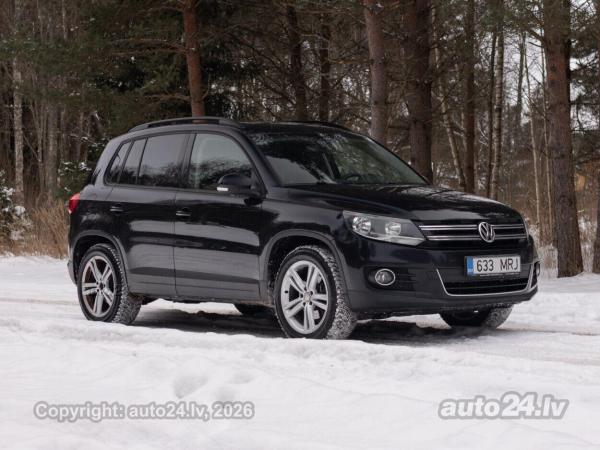 Black Volkswagen Tiguan 2016 in Tallinn, with an engine capacity of 2.00 L and mileage of 276 thousand km for 10200 €, photo 1 on AUTOMOTO.COM.LV