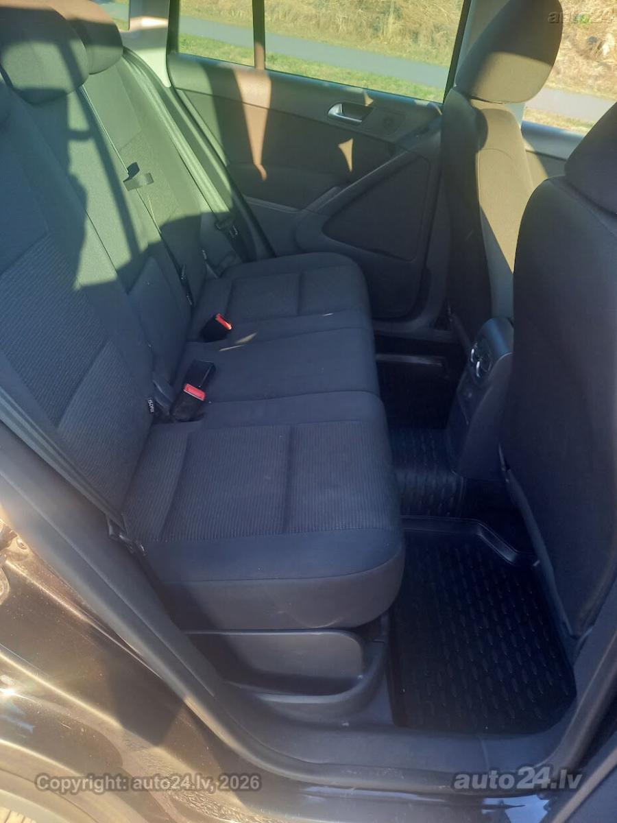 Melns Volkswagen Tiguan 2016 Saue, ar dzinēja tilpumu 1.40 L un nobraukumu 183 tūkst. km par 8500 €, foto 7 vietnē AUTOMOTO.COM.LV