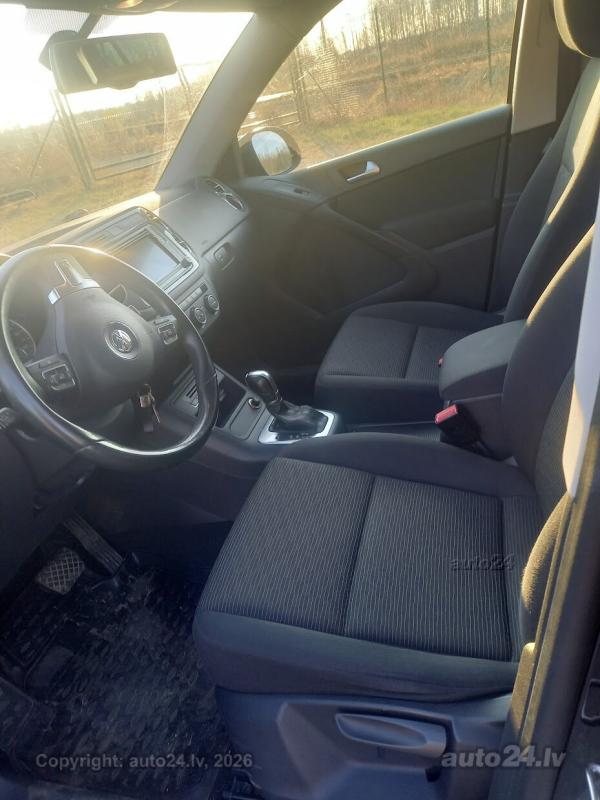 Melns Volkswagen Tiguan 2016 Saue, ar dzinēja tilpumu 1.40 L un nobraukumu 183 tūkst. km par 8500 €, foto 8 vietnē AUTOMOTO.COM.LV