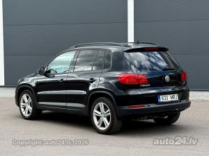 Melns Volkswagen Tiguan 2016 Tallina, ar dzinēja tilpumu 2.00 L un nobraukumu 275 tūkst. km par 7490 €, foto 7 vietnē AUTOMOTO.COM.LV