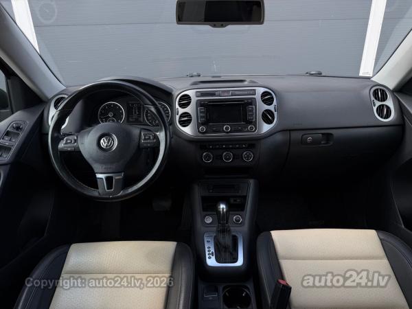 Melns Volkswagen Tiguan 2016 Tallina, ar dzinēja tilpumu 2.00 L un nobraukumu 275 tūkst. km par 7490 €, foto 8 vietnē AUTOMOTO.COM.LV