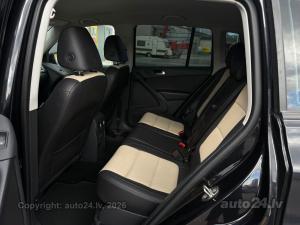 Melns Volkswagen Tiguan 2016 Tallina, ar dzinēja tilpumu 2.00 L un nobraukumu 275 tūkst. km par 7490 €, foto 12 vietnē AUTOMOTO.COM.LV