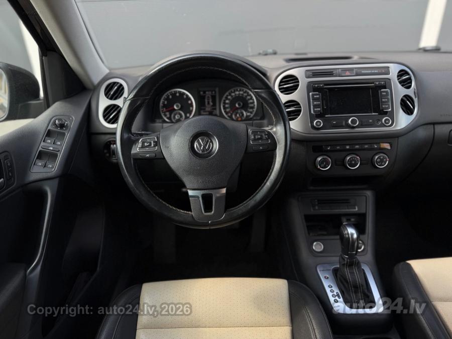 Melns Volkswagen Tiguan 2016 Tallina, ar dzinēja tilpumu 2.00 L un nobraukumu 275 tūkst. km par 7490 €, foto 13 vietnē AUTOMOTO.COM.LV