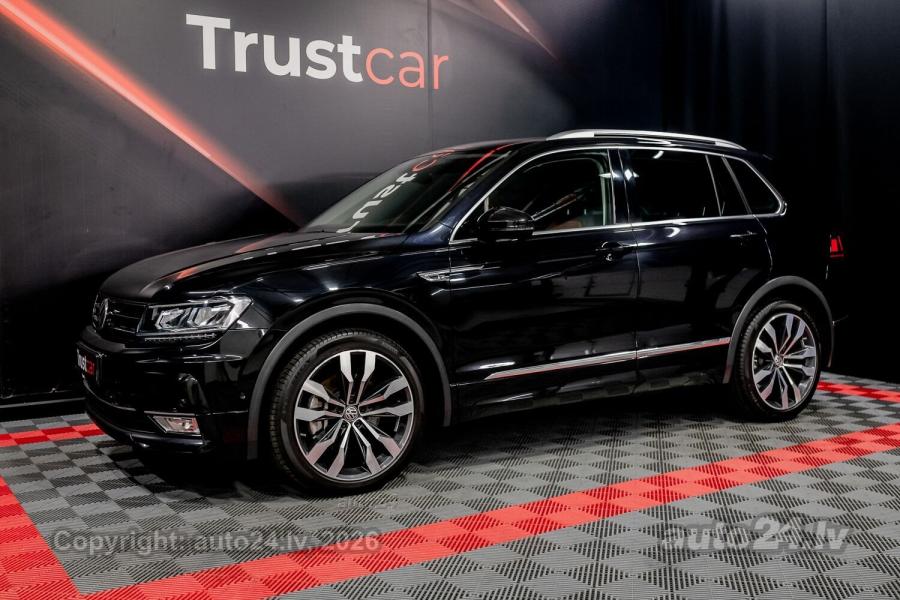 Black Volkswagen Tiguan 2016 in Parnu, with an engine capacity of 2.00 L and mileage of 175 thousand km for 17990 €, photo 5 on AUTOMOTO.COM.LV