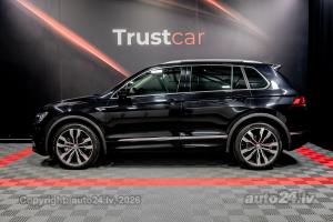 Black Volkswagen Tiguan 2016 in Parnu, with an engine capacity of 2.00 L and mileage of 175 thousand km for 17990 €, photo 6 on AUTOMOTO.COM.LV
