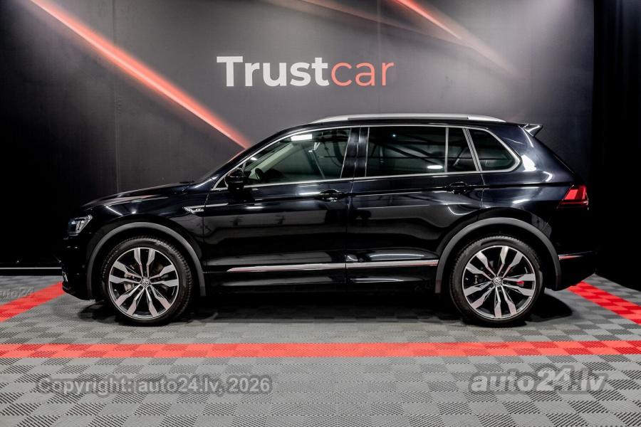 Black Volkswagen Tiguan 2016 in Parnu, with an engine capacity of 2.00 L and mileage of 175 thousand km for 17990 €, photo 6 on AUTOMOTO.COM.LV