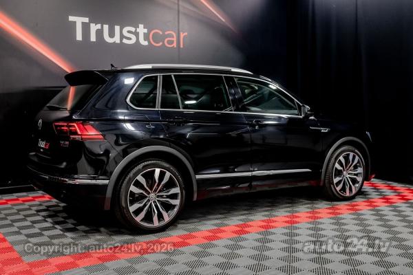 Melns Volkswagen Tiguan 2016 Pērnava, ar dzinēja tilpumu 2.00 L un nobraukumu 175 tūkst. km par 17990 €, foto 8 vietnē AUTOMOTO.COM.LV