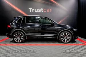 Black Volkswagen Tiguan 2016 in Parnu, with an engine capacity of 2.00 L and mileage of 175 thousand km for 17990 €, photo 9 on AUTOMOTO.COM.LV