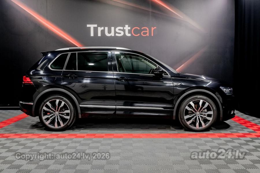 Black Volkswagen Tiguan 2016 in Parnu, with an engine capacity of 2.00 L and mileage of 175 thousand km for 17990 €, photo 9 on AUTOMOTO.COM.LV