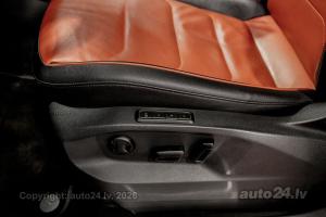 Black Volkswagen Tiguan 2016 in Parnu, with an engine capacity of 2.00 L and mileage of 175 thousand km for 17990 €, photo 25 on AUTOMOTO.COM.LV