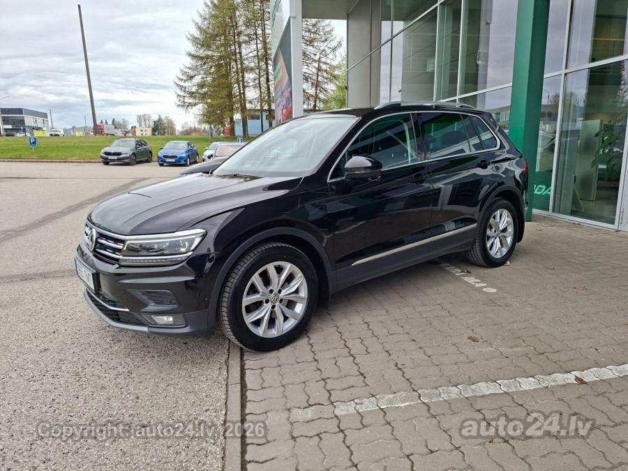 Black Volkswagen Tiguan 2017 in Tartu, with an engine capacity of 2.00 L and mileage of 124 thousand km for 20900 €, photo 4 on AUTOMOTO.COM.LV