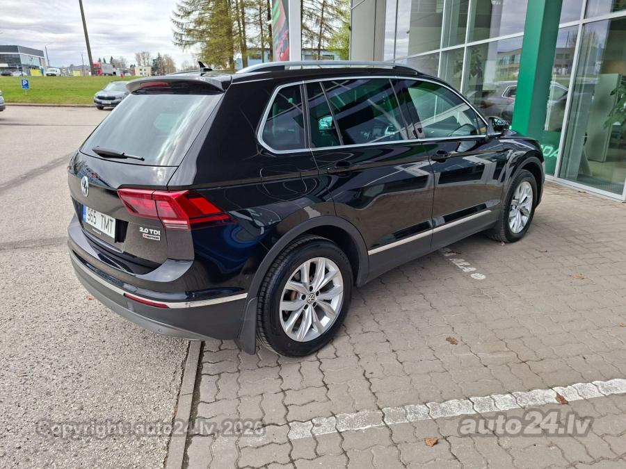 Black Volkswagen Tiguan 2017 in Tartu, with an engine capacity of 2.00 L and mileage of 124 thousand km for 20900 €, photo 11 on AUTOMOTO.COM.LV