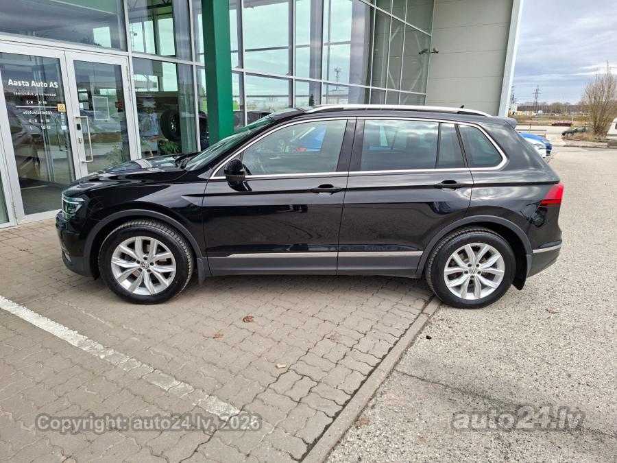 Black Volkswagen Tiguan 2017 in Tartu, with an engine capacity of 2.00 L and mileage of 124 thousand km for 20900 €, photo 12 on AUTOMOTO.COM.LV