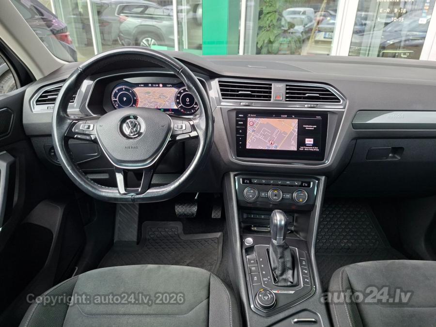 Black Volkswagen Tiguan 2017 in Tartu, with an engine capacity of 2.00 L and mileage of 124 thousand km for 20900 €, photo 14 on AUTOMOTO.COM.LV