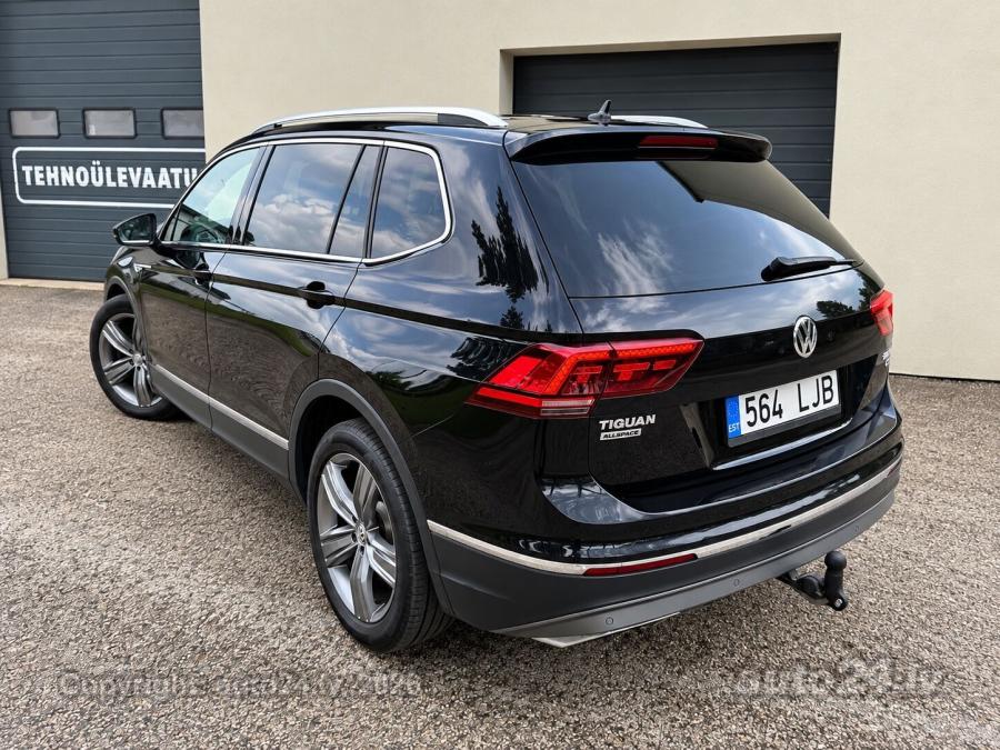 Black Volkswagen Tiguan 2017 in Parnu, with an engine capacity of 2.00 L and mileage of 165 thousand km for 17990 €, photo 3 on AUTOMOTO.COM.LV