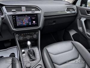 Black Volkswagen Tiguan 2017 in Parnu, with an engine capacity of 2.00 L and mileage of 165 thousand km for 17990 €, photo 9 on AUTOMOTO.COM.LV