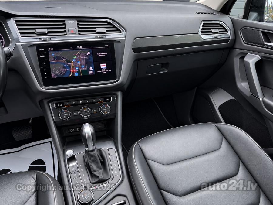 Black Volkswagen Tiguan 2017 in Parnu, with an engine capacity of 2.00 L and mileage of 165 thousand km for 17990 €, photo 9 on AUTOMOTO.COM.LV