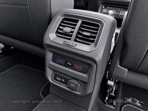 Black Volkswagen Tiguan 2017 in Parnu, with an engine capacity of 2.00 L and mileage of 165 thousand km for 17990 €, photo 24 on AUTOMOTO.COM.LV
