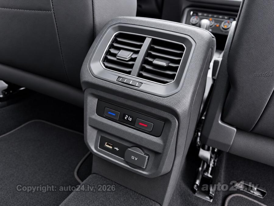 Black Volkswagen Tiguan 2017 in Parnu, with an engine capacity of 2.00 L and mileage of 165 thousand km for 17990 €, photo 24 on AUTOMOTO.COM.LV