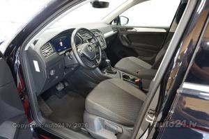 Black Volkswagen Tiguan 2018 in Tartu, with an engine capacity of 2.00 L and mileage of 182 thousand km for 15790 €, photo 12 on AUTOMOTO.COM.LV