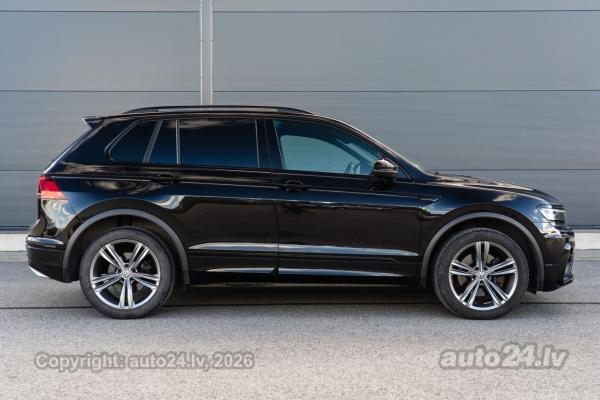 Volkswagen Tiguan 2018 Tallina vietnē Melns Volkswagen Tiguan 2018 Tallina, ar dzinēja tilpumu 2.00 L un nobraukumu 145 tūkst. km par 23000 €, foto 5 vietnē AUTOMOTO.COM.LV
