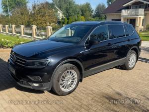 Melns Volkswagen Tiguan 2020 Tallina, ar dzinēja tilpumu 2.00 L un nobraukumu 130 tūkst. km par 30490 €, foto 6 vietnē AUTOMOTO.COM.LV