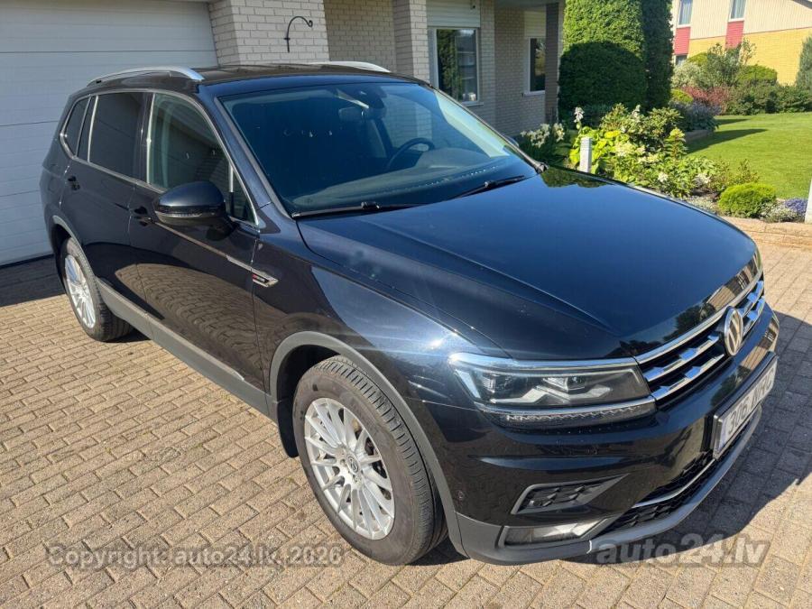 Melns Volkswagen Tiguan 2020 Tallina, ar dzinēja tilpumu 2.00 L un nobraukumu 130 tūkst. km par 30490 €, foto 13 vietnē AUTOMOTO.COM.LV