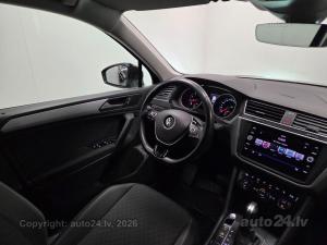 Melns Volkswagen Tiguan 2020 Tallina, ar dzinēja tilpumu 1.50 L un nobraukumu 104 tūkst. km par 16900 €, foto 13 vietnē AUTOMOTO.COM.LV