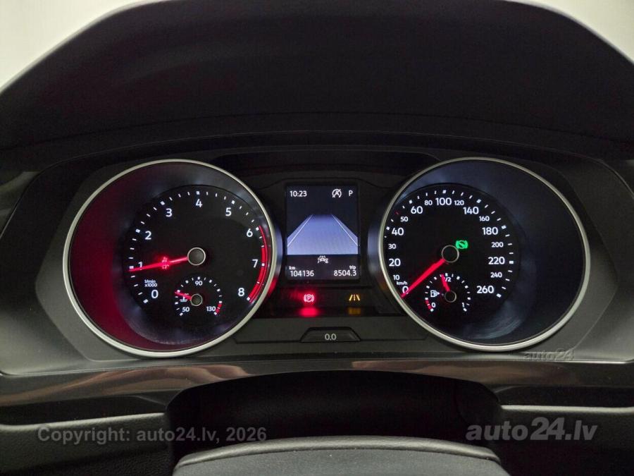 Melns Volkswagen Tiguan 2020 Tallina, ar dzinēja tilpumu 1.50 L un nobraukumu 104 tūkst. km par 16900 €, foto 17 vietnē AUTOMOTO.COM.LV
