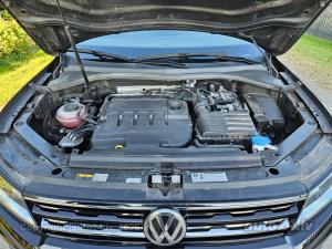 Melns Volkswagen Tiguan 2020 Tallina, ar dzinēja tilpumu 2.00 L un nobraukumu 131 tūkst. km par 20500 €, foto 11 vietnē AUTOMOTO.COM.LV