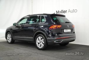 Melns Volkswagen Tiguan 2021 Tallina, ar dzinēja tilpumu 1.50 L un nobraukumu 54 tūkst. km par 25900 €, foto 5 vietnē AUTOMOTO.COM.LV