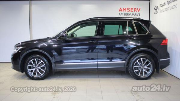 Melns Volkswagen Tiguan 2021 Tallina, ar dzinēja tilpumu 1.50 L un nobraukumu 47 tūkst. km par 22490 €, foto 3 vietnē AUTOMOTO.COM.LV
