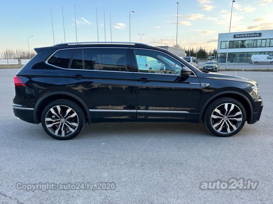 Black Volkswagen Tiguan 2021 in Tartu, with an engine capacity of 2.00 L and mileage of 157 thousand km for 19990 €, photo 6 on AUTOMOTO.COM.LV