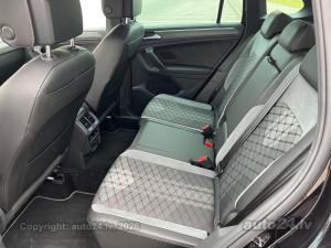 Melns Volkswagen Tiguan 2021 Tallina, ar dzinēja tilpumu 1.50 L un nobraukumu 67 tūkst. km par 28000 €, foto 5 vietnē AUTOMOTO.COM.LV