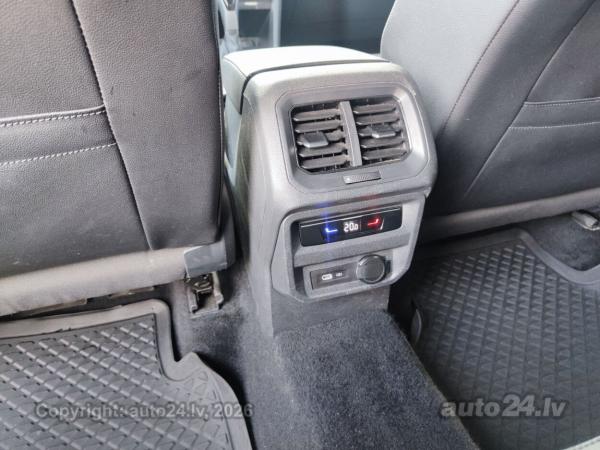 Black Volkswagen Tiguan 2022 in Tartu, with an engine capacity of 1.50 L and mileage of 63 thousand km for 29990 €, photo 10 on AUTOMOTO.COM.LV