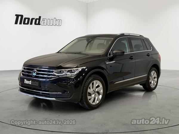 Black Volkswagen Tiguan 2022 in Tallinn, with an engine capacity of 2.00 L and mileage of 86 thousand km for 25900 €, photo 1 on AUTOMOTO.COM.LV