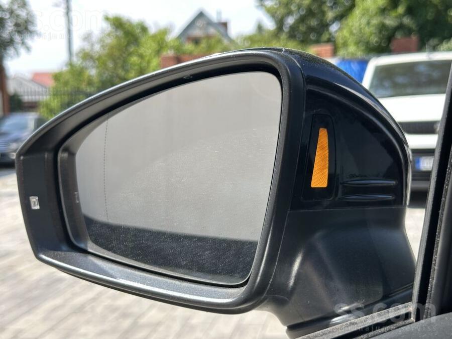 Black Volkswagen Tiguan 2023 in Riga, with an engine capacity of 1.50 L and mileage of 76 thousand km for 28550 €, photo 11 on AUTOMOTO.COM.LV