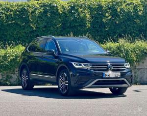 Melns Volkswagen Tiguan 2023 Viļņa, ar dzinēja tilpumu 1.50 L un nobraukumu 97 tūkst. km par 26900 €, foto 5 vietnē AUTOMOTO.COM.LV