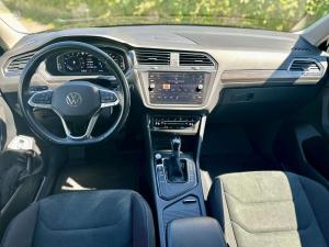 Melns Volkswagen Tiguan 2023 Viļņa, ar dzinēja tilpumu 1.50 L un nobraukumu 97 tūkst. km par 26900 €, foto 6 vietnē AUTOMOTO.COM.LV