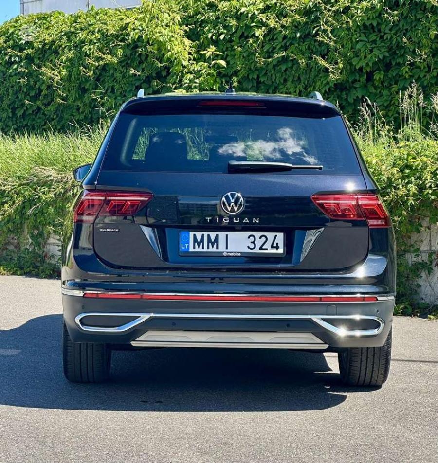 Melns Volkswagen Tiguan 2023 Viļņa, ar dzinēja tilpumu 1.50 L un nobraukumu 97 tūkst. km par 26900 €, foto 13 vietnē AUTOMOTO.COM.LV