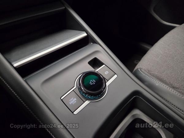 Melns Volkswagen Tiguan 2024 Tallina, ar dzinēja tilpumu 1.50 L un nobraukumu 19 tūkst. km par 29900 €, foto 11 vietnē AUTOMOTO.COM.LV